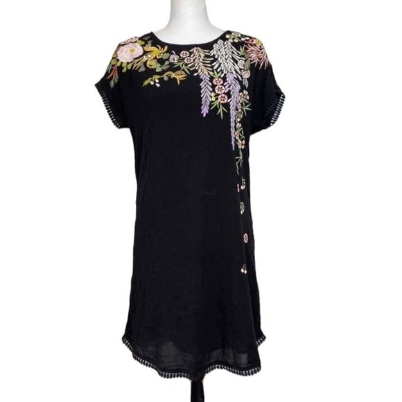Sundance | Dresses | Sundance Black Rayon Boho Floral Embroidered Tunic ...